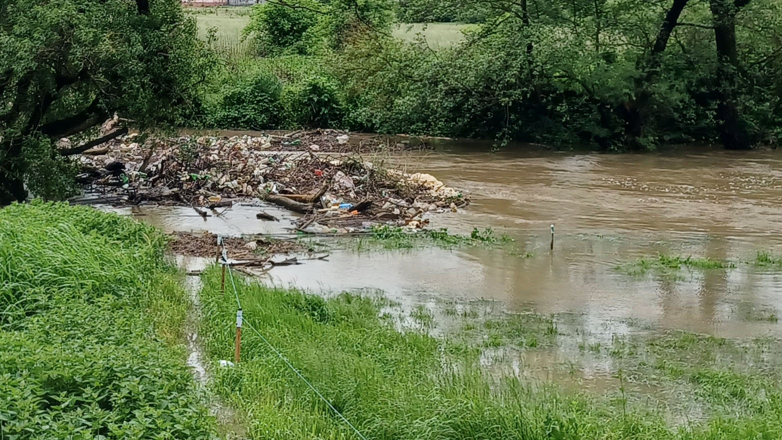 Kilépett medréből az Ipoly – IPOLYINFO